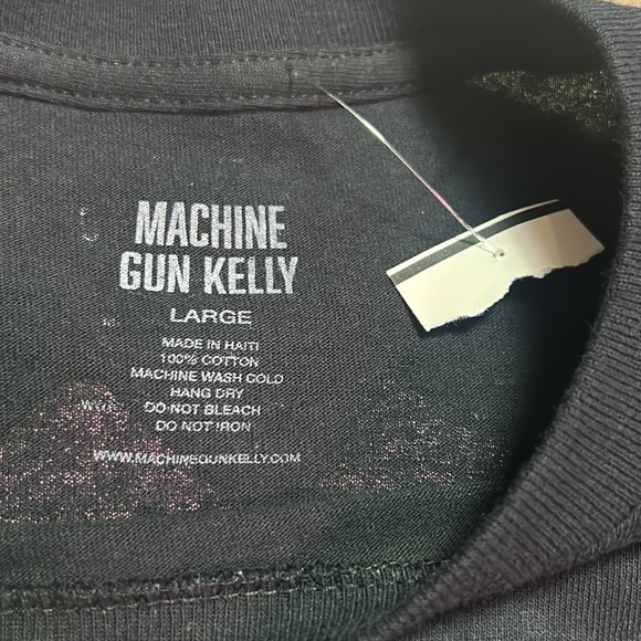 Machine Gun Kelly | Shirts | New Machine Gun Kelly Born With Horns T ...